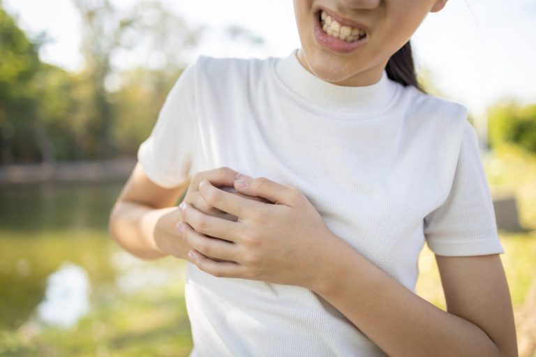 Breast Engorgement - Causes, Symptoms & Home Remedies