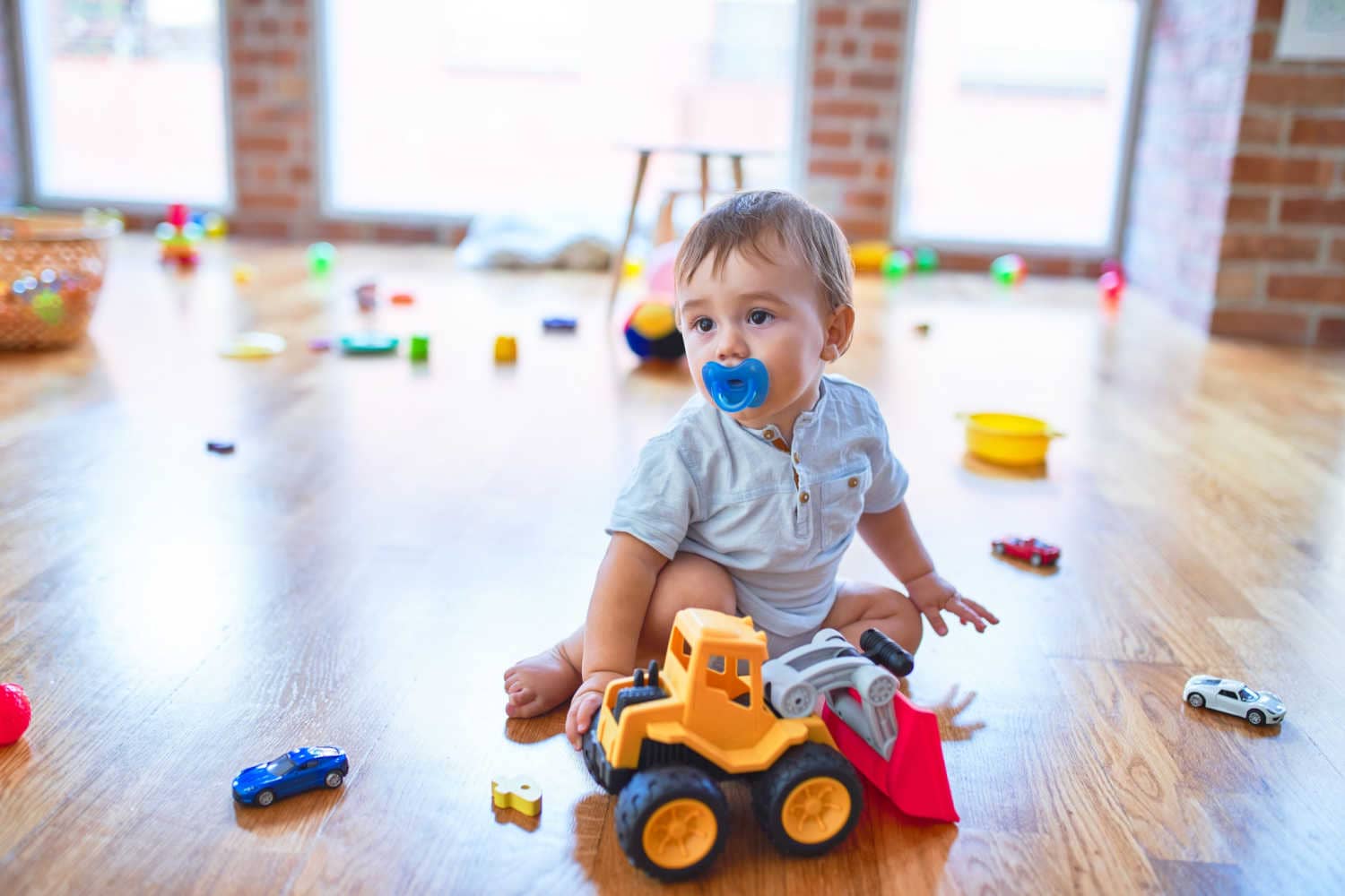 Pros And Cons Of Using A Pacifier - Being The Parent