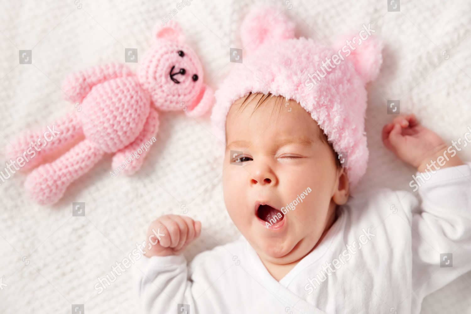 Signs And Cues That Your Baby Is Tired - Being The Parent