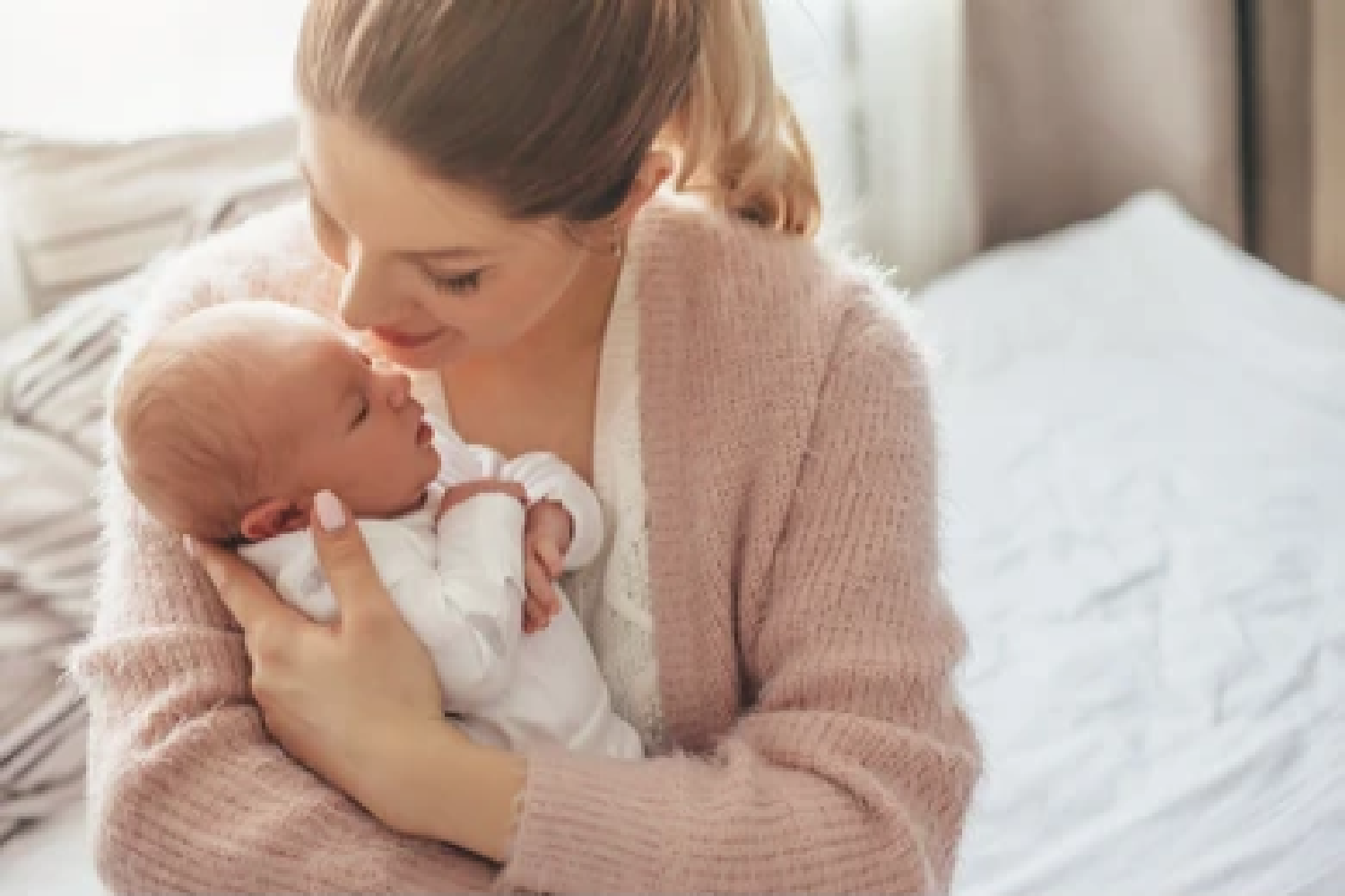 10 Important Signs Of A Healthy Baby - Being The Parent
