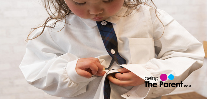 When Will My Toddler Start To Dress And Undress Herself? - Being The Parent