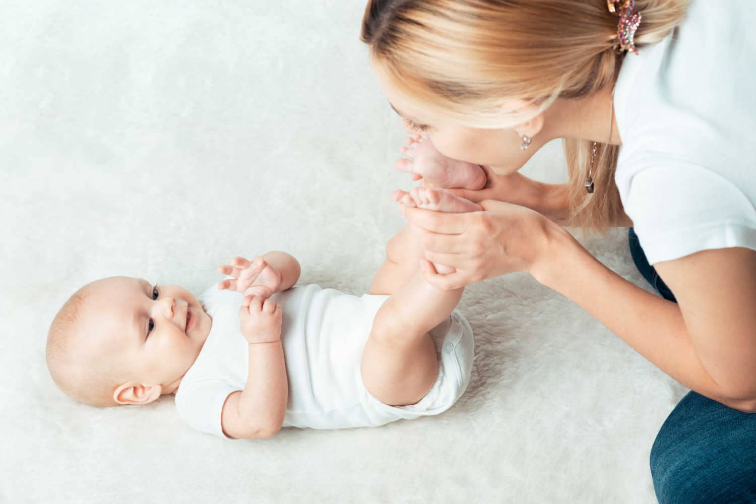 13 Adorable Ways To Make Your Baby Laugh - Being The Parent