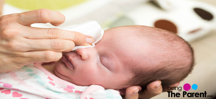 How To "Top And Tail" Your Baby? - Being The Parent