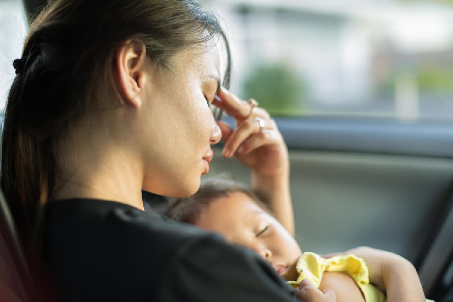 What Causes Postpartum Fatigue And How To Deal With It? - Being The Parent