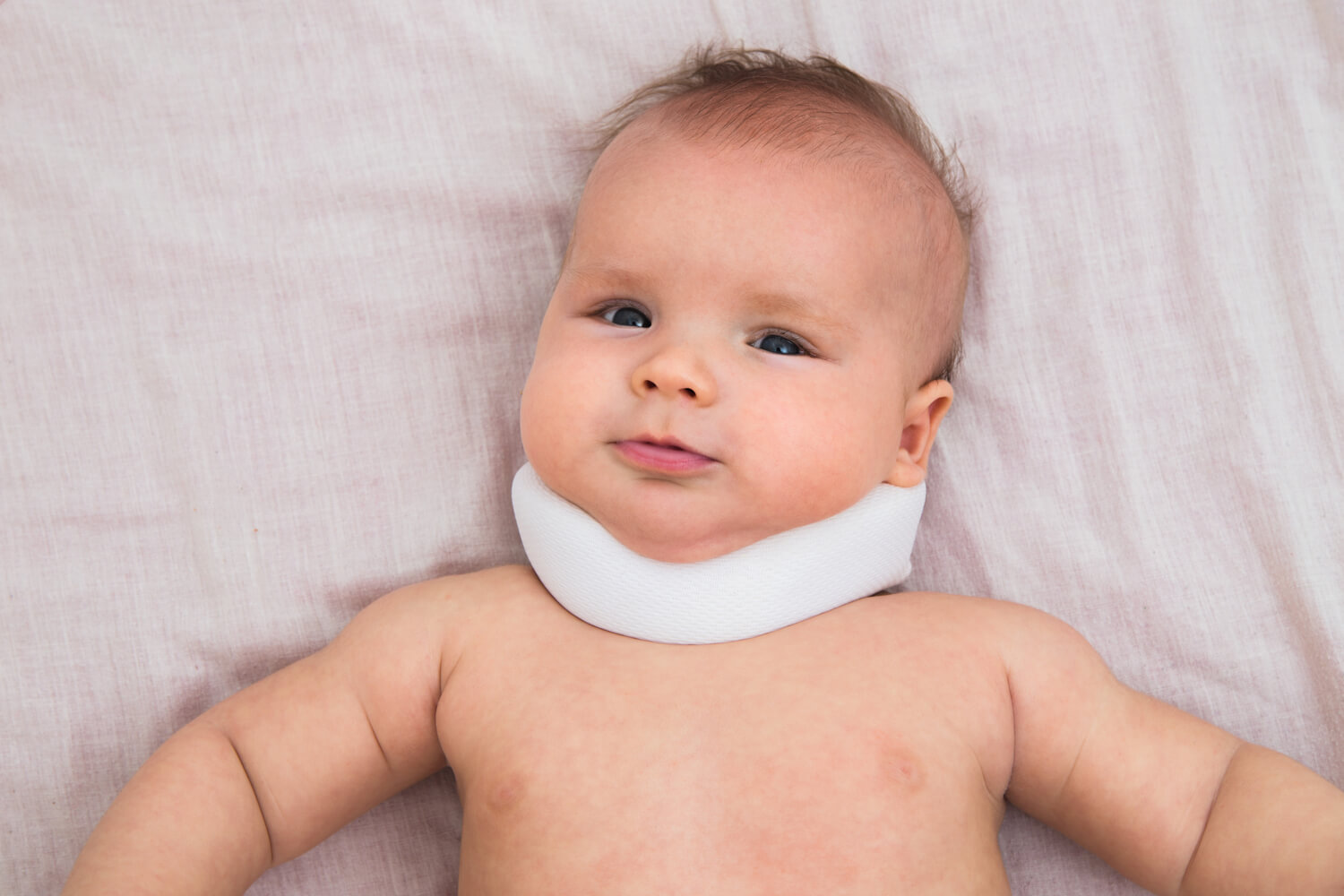 Torticollis in Babies - Causes & Treatment - Being The Parent