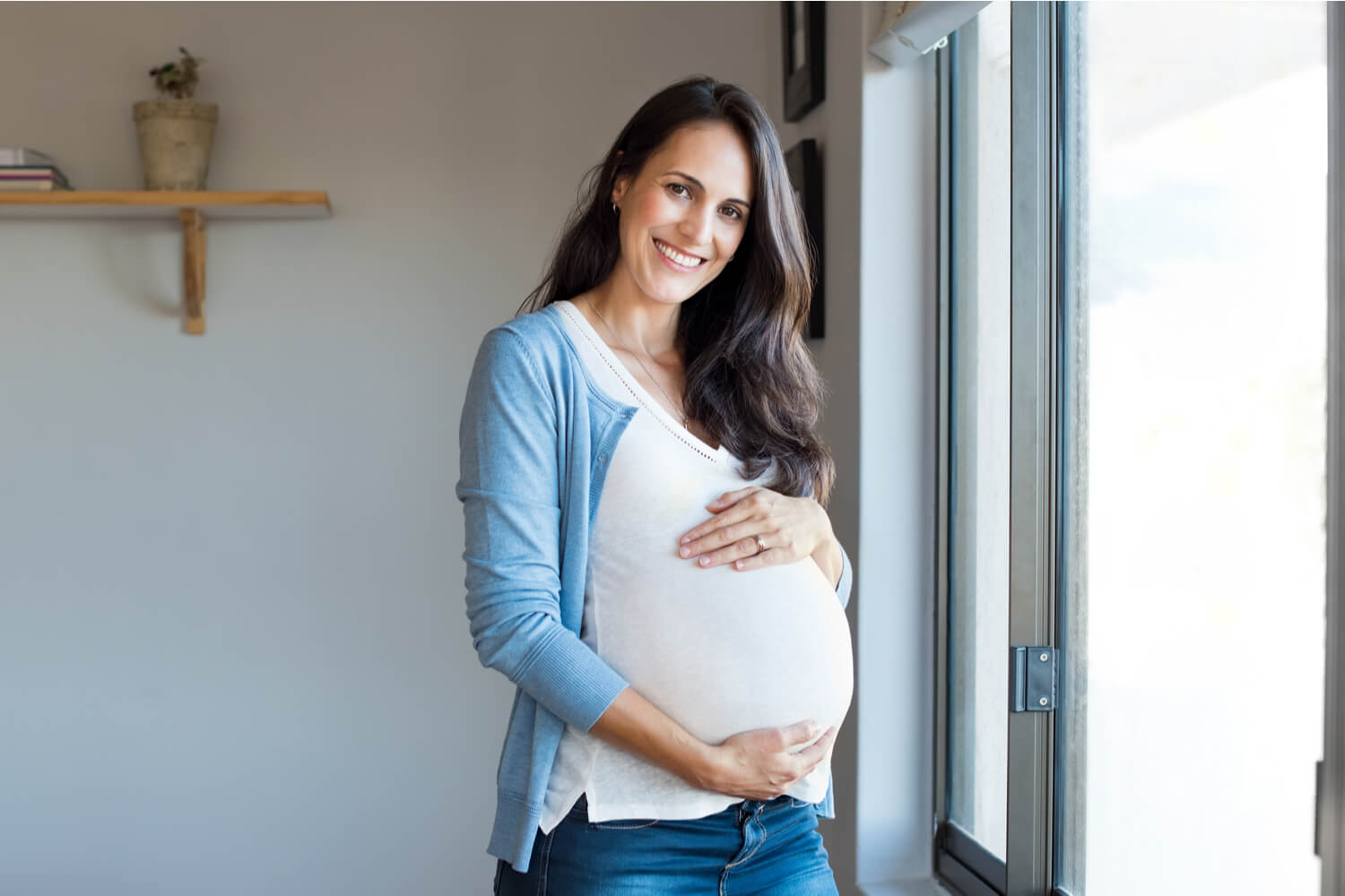 Six Tips for a Safe and Healthy Pregnancy - Being The Parent