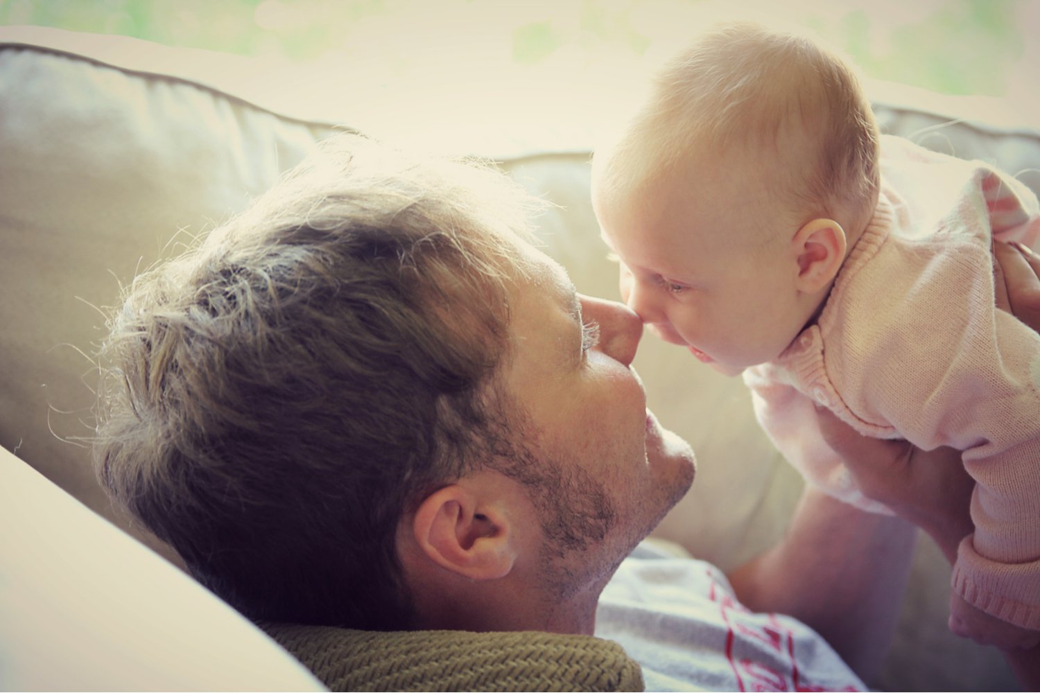 Bonding With Your Baby - Why is it Important? - Being The Parent