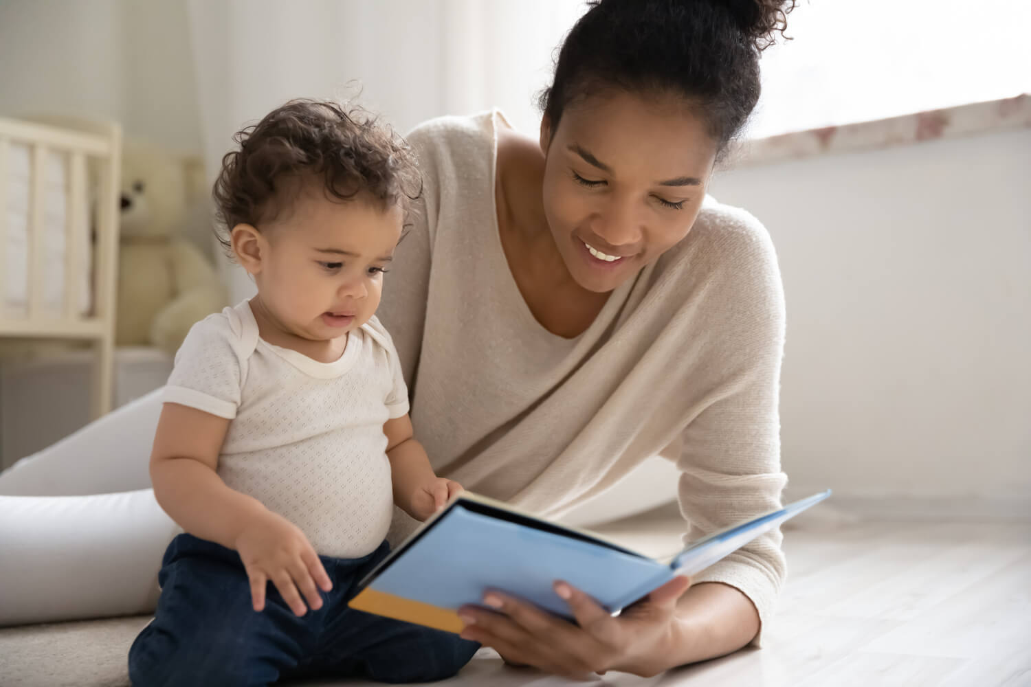 Reading to Your Baby - When to Start And Benefits - Being The Parent