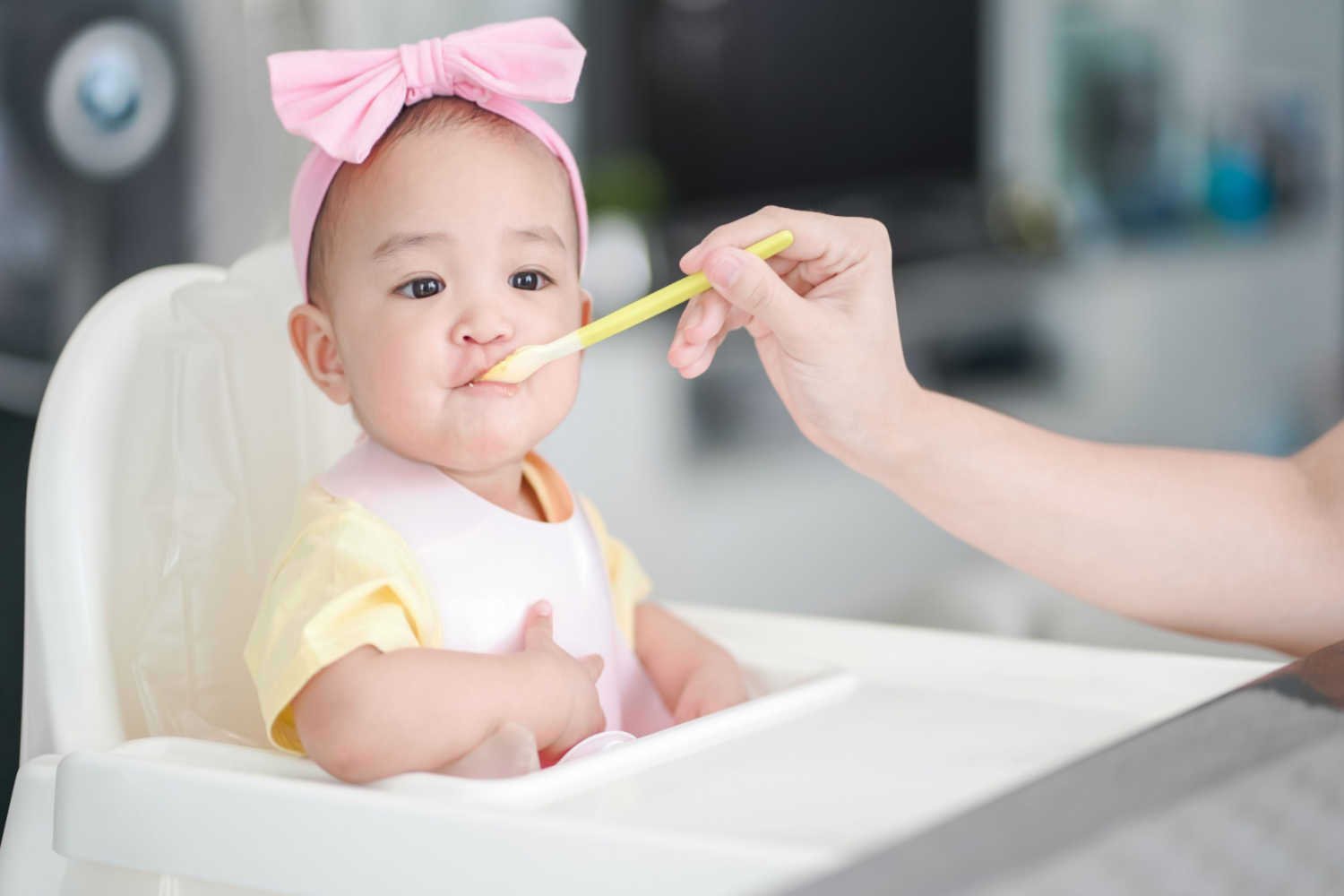 Salmon For Babies – When to Introduce, Benefits and Precautions - Being ...