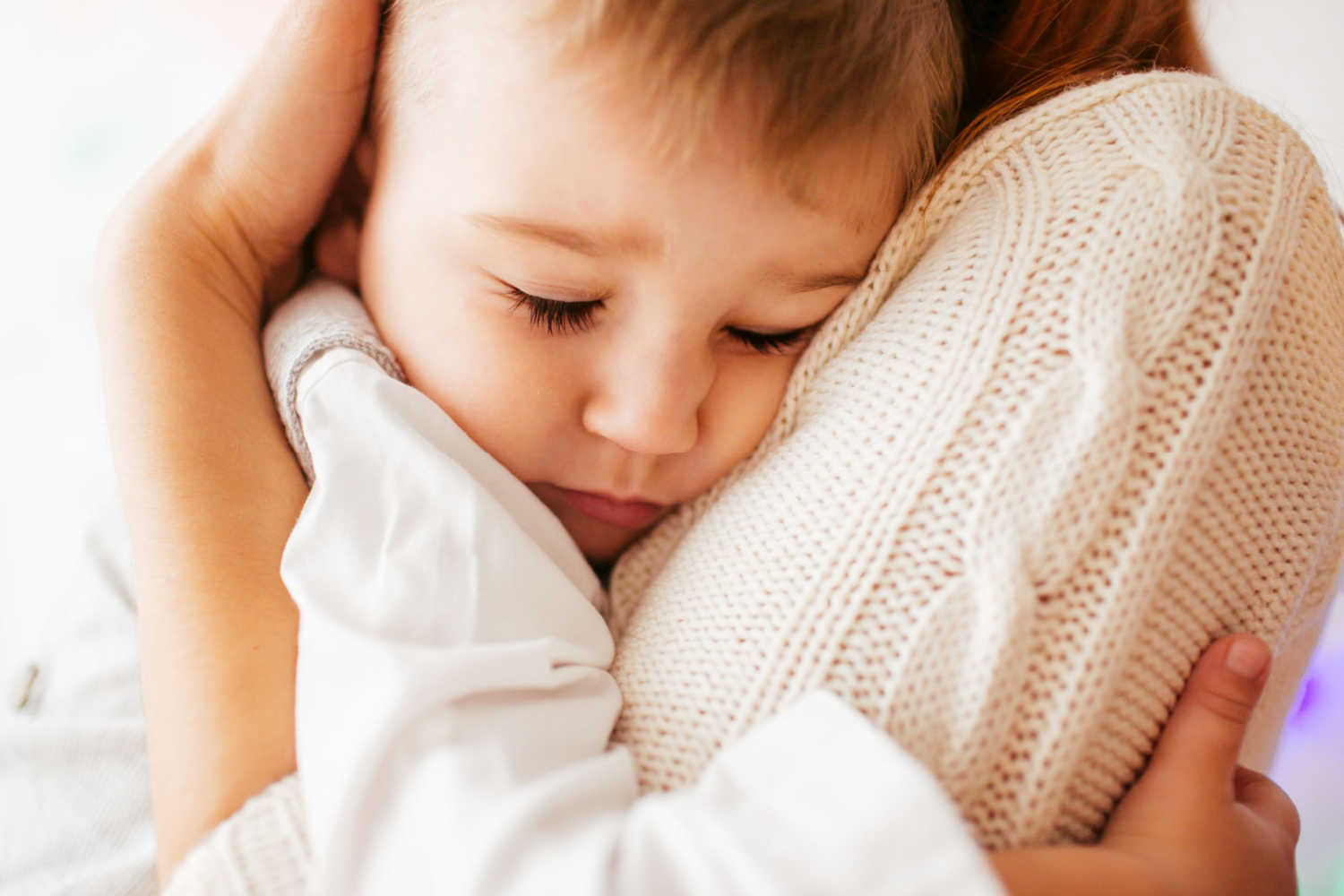 Separation Anxiety in Babies - Signs, Causes and Tips - Being The Parent
