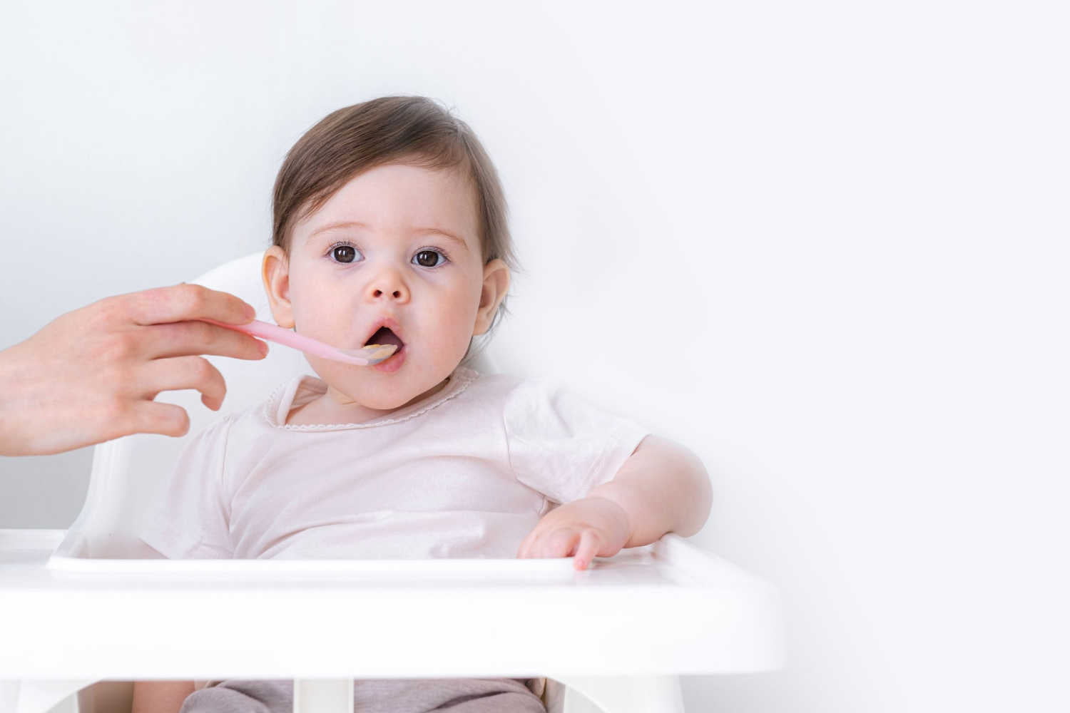 Extrusion Reflex in Babies - Causes, Symptoms and Treatment - Being The ...