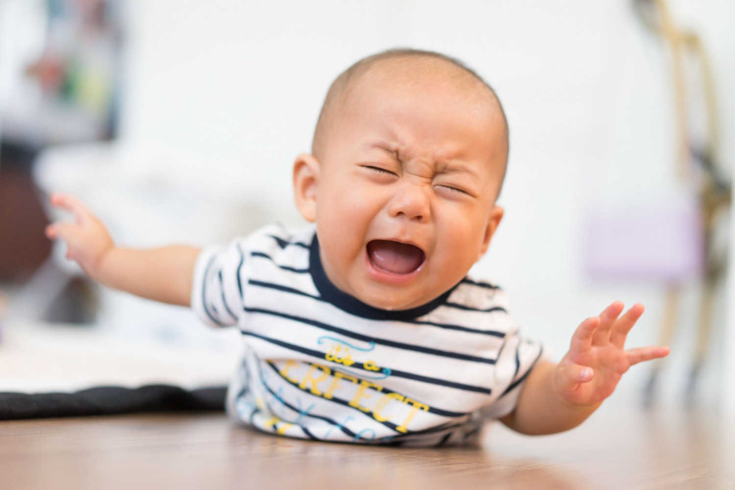 Top 5 Tips to Encourage Babies to Crawl - Being The Parent