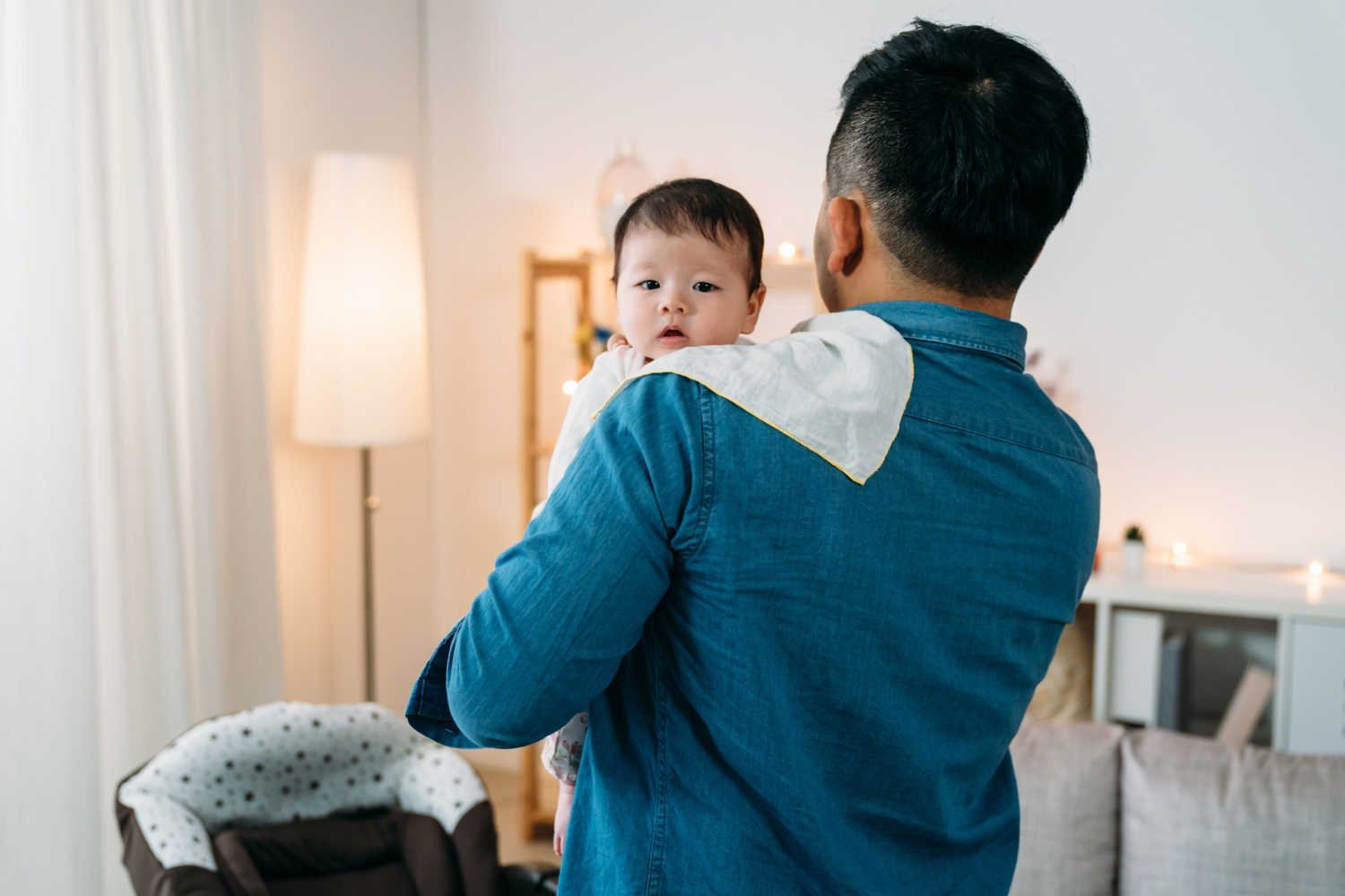 8 Interesting Ways Dads Can Help Their Breastfeeding Partner - Being ...