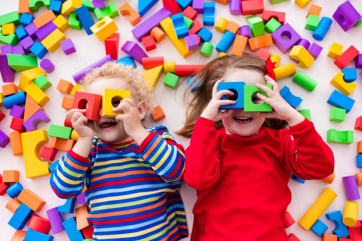 Parallel Play in Toddlers - Top Ways to Encourage It Parallel Play in Toddlers - Top Ways to Encourage It