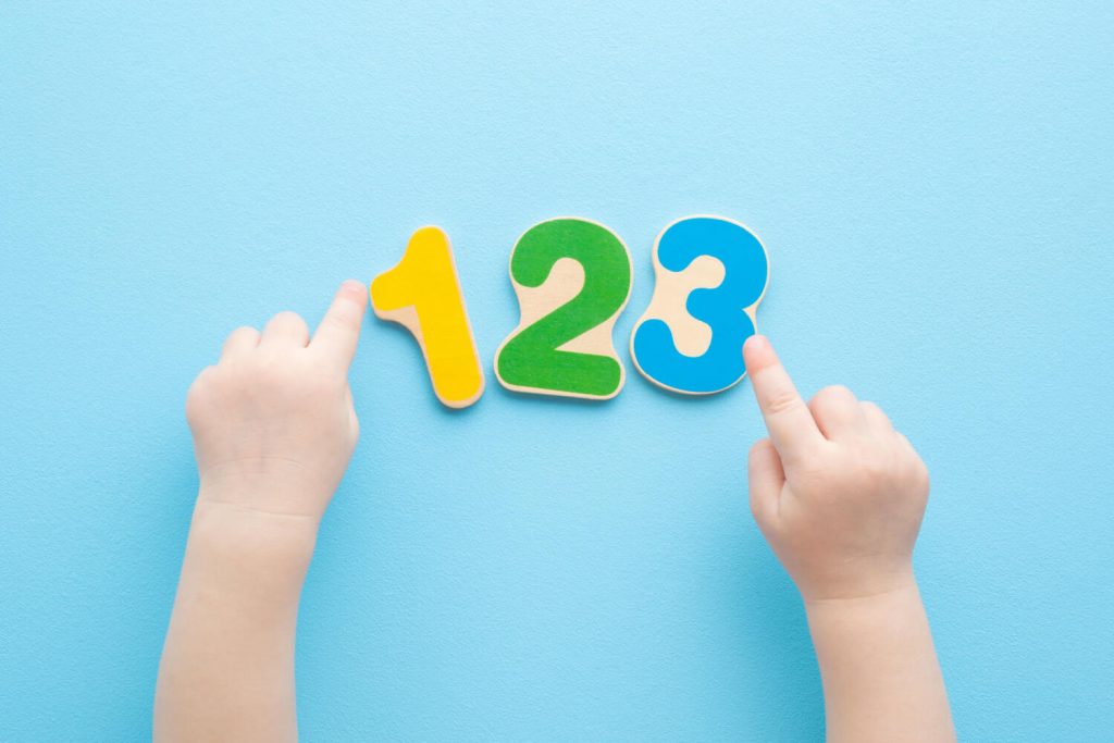 teach toddler numbers - Being The Parent