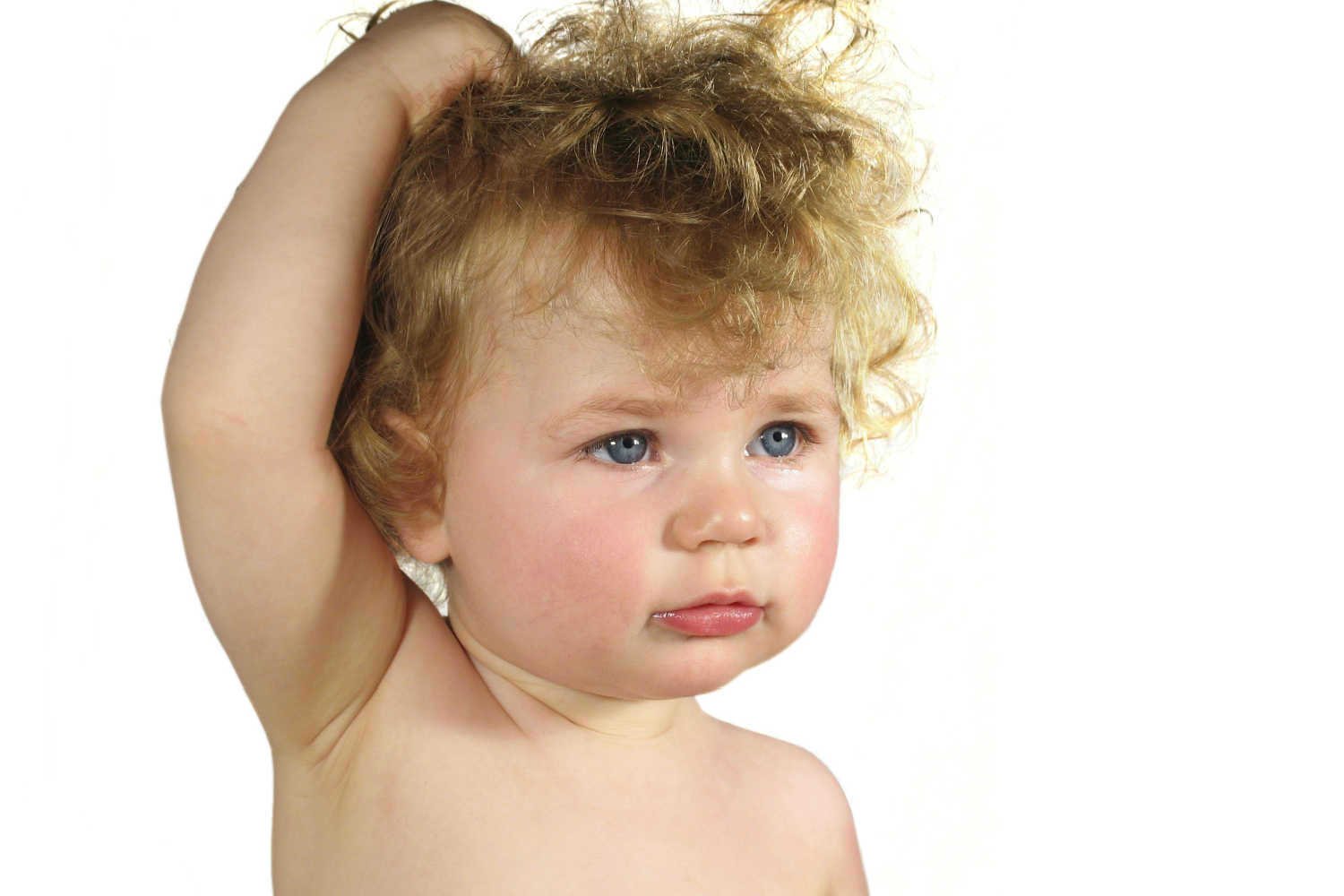 Baby Pulling Own Hair - Everything You Need to Know - Being The Parent