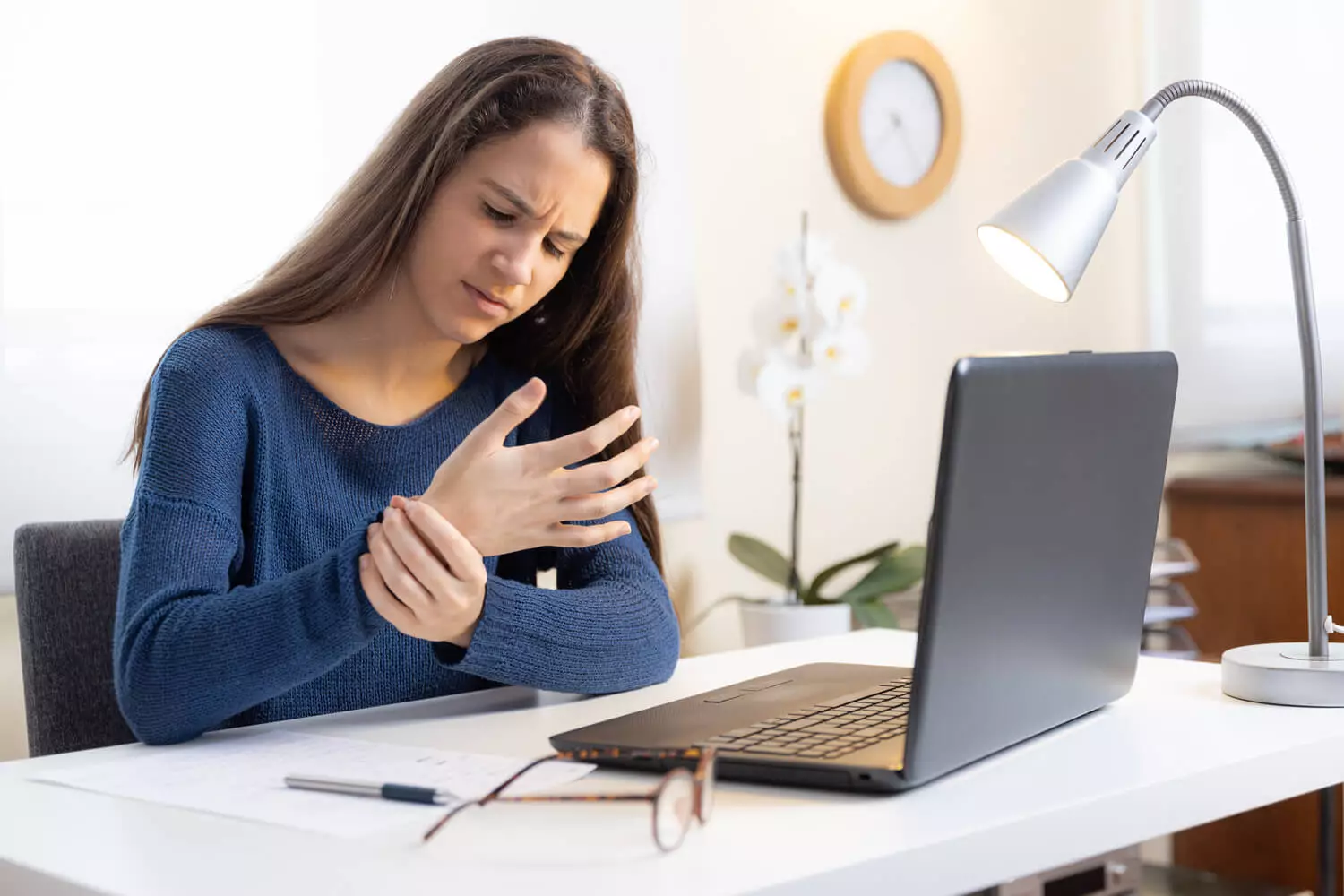 Arthritis in Teens: Symptoms, Causes, Treatments and Prevention - Being ...