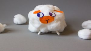 Beautiful And Easy Wool Craft Ideas For Kids - Being The Parent