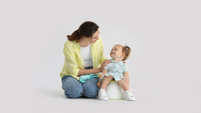 10 Basics of Potty Training - Being The Parent