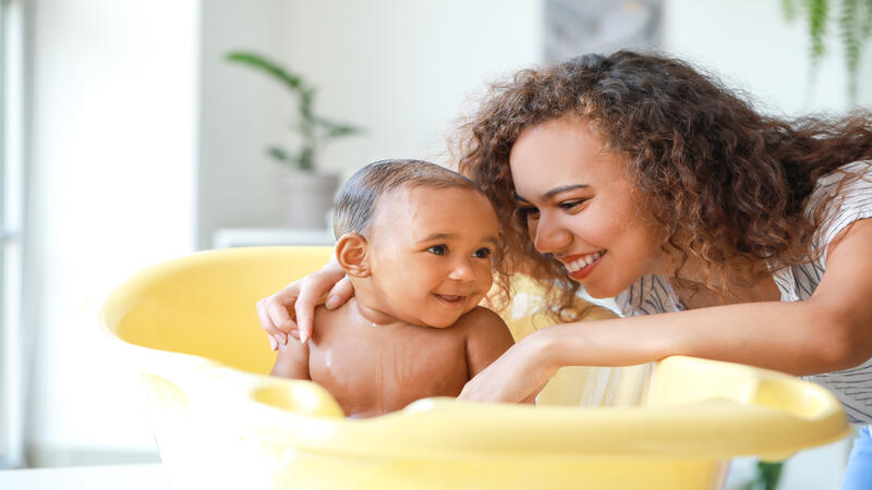 Top 10 Tips To Make Bathtime Fun And Easy For Babies - Being The Parent